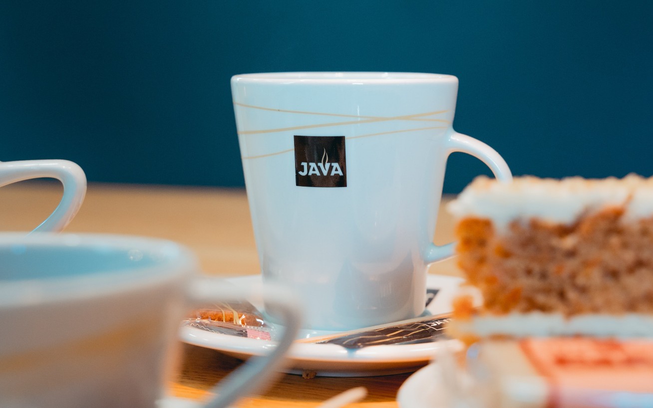 Exporting All Modules to All Modules at Runtime - DZone Java